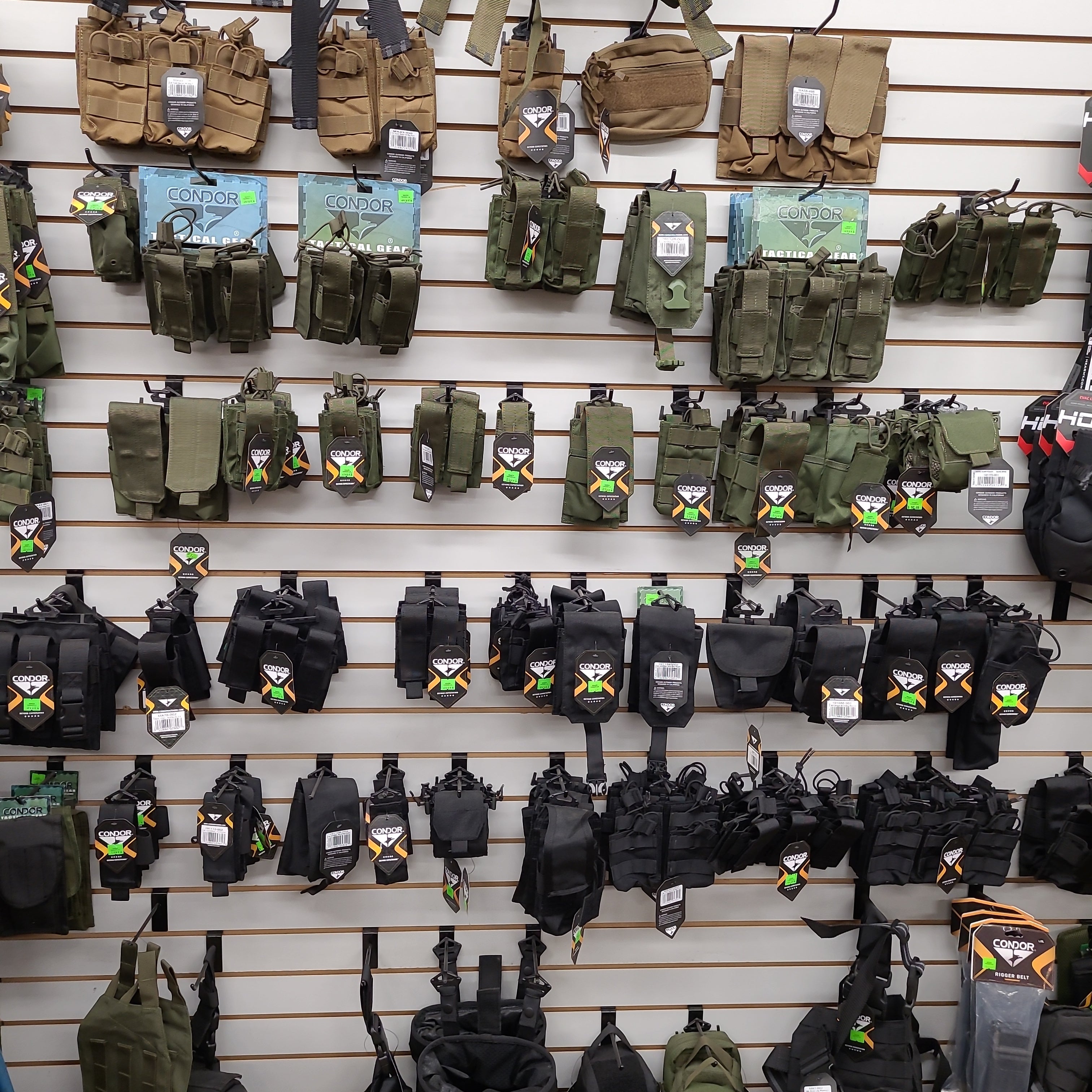 Pouches – Maier Hardware